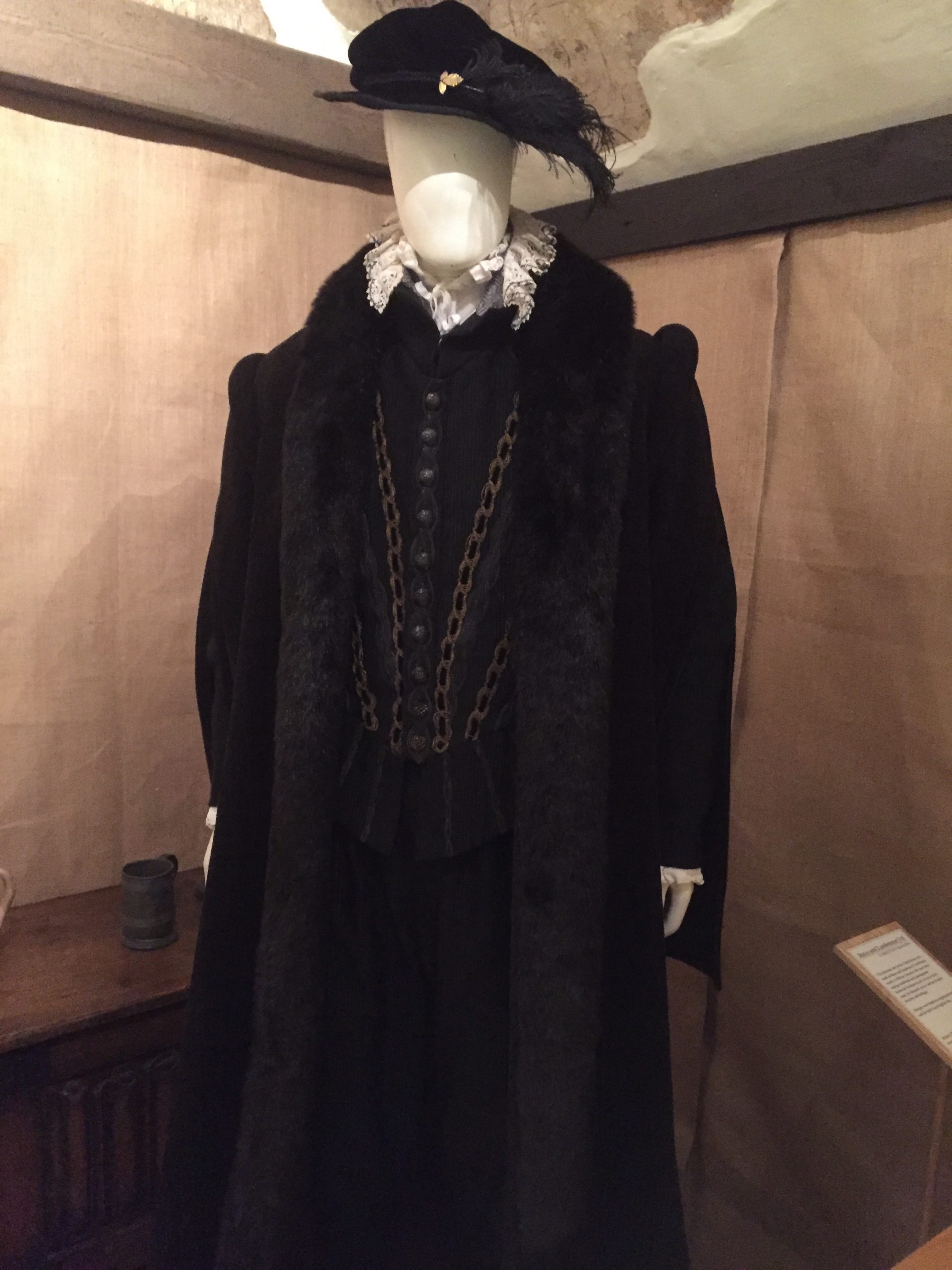 Elizabethan Wall Paintings Gallery - Thame Museum